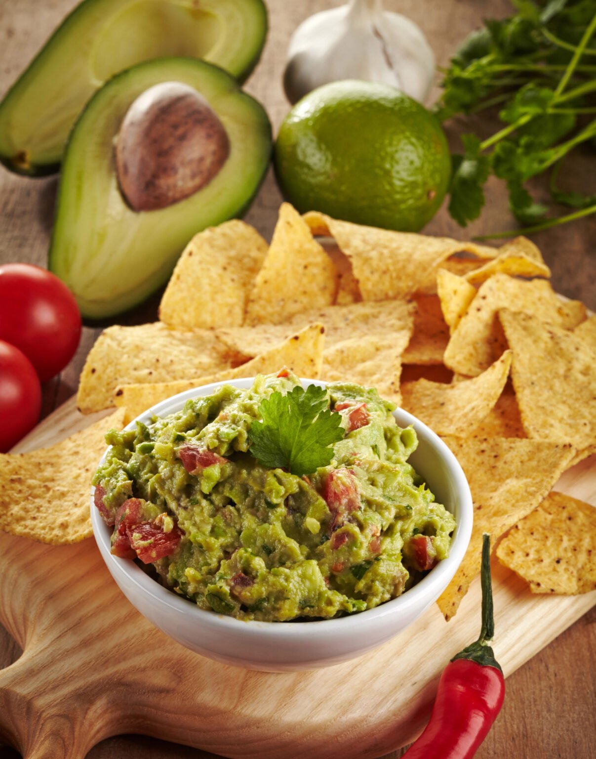 Zesty Chunky Guacamole Recipe - saucefreaks.com